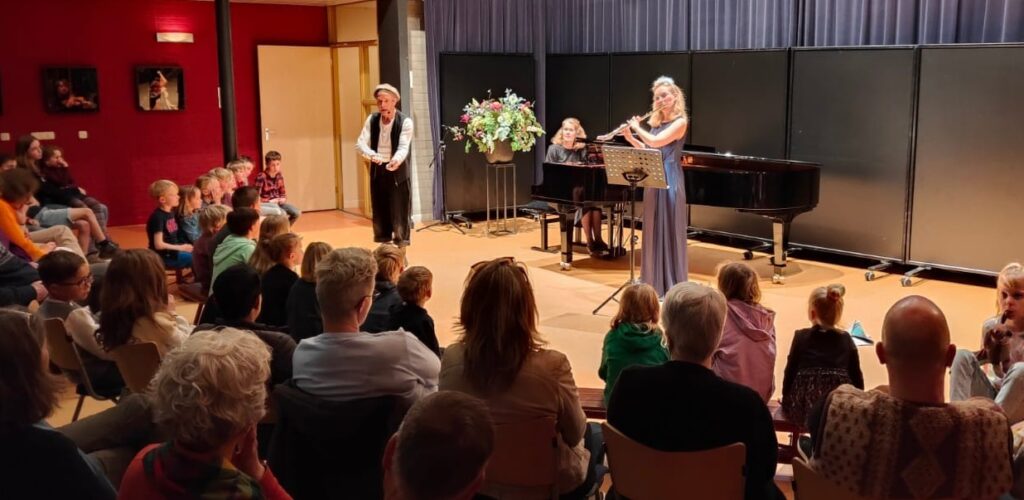 Enthousiast publiek bij Familieconcert - RTV Hattem