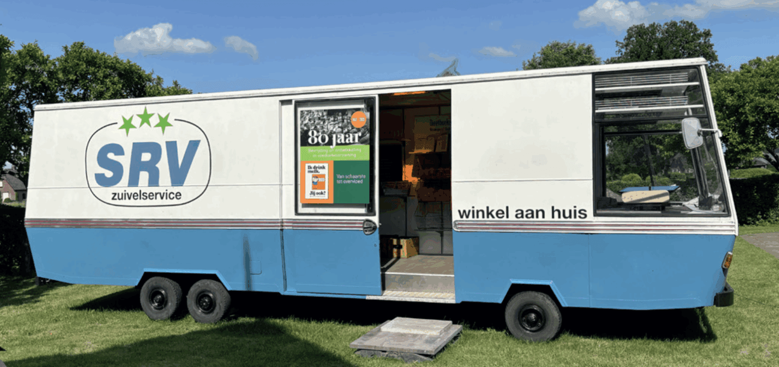 Zuivelmuseum opent tentoonstelling in oude-vertrouwde-SRV-wagen - RTV ...